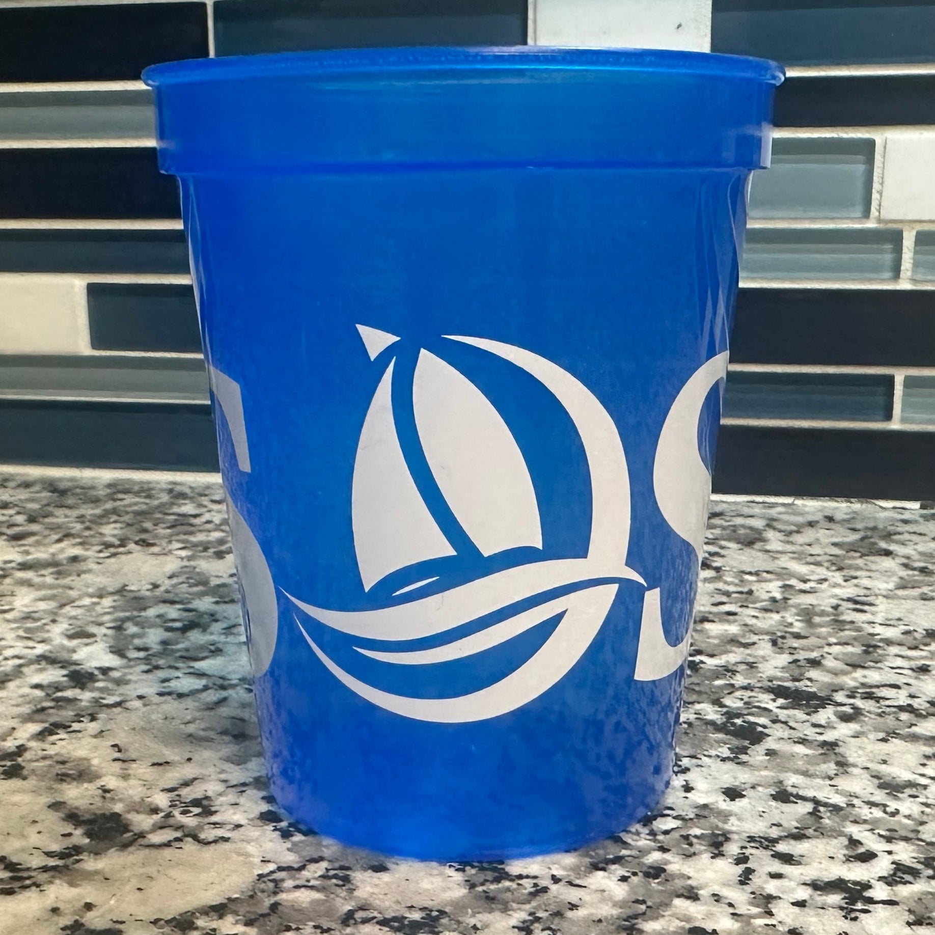16oz Stadium Cup – SOS Distribution